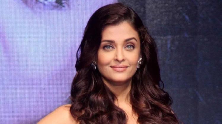 Aishwarya Rai Bachchan: কর ফাঁকি! ঐশ্বর্যকে রাজস্ব দফতরের নোটিশ, কত বাকি? - Aishwarya Rai ...