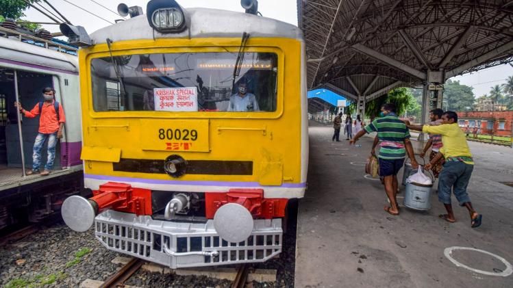 Howrah-Tarakeshwar train: হাওড়া-তারকেশ্বর রুটে ২ ট্রেন চলাচল বন্ধ, কবে থেকে-কীভাবে চলবে ...