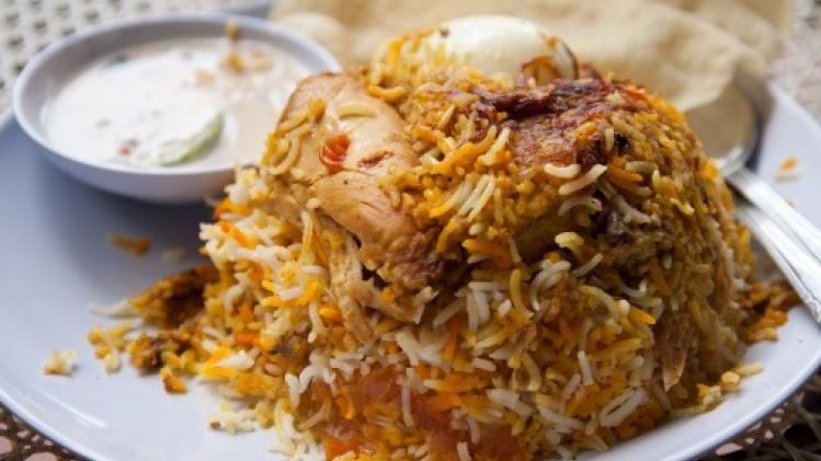 শিলিগুড়িতে মমতার সভার আগে পড়ুয়াদের পচা বিরিয়ানি, জেনেই ব্যবস্থা ...