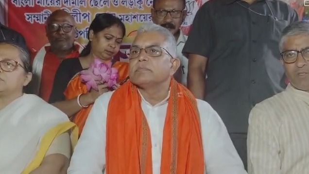 Dilip Ghosh Bunglow Controversy - Dilip Ghosh Bunglow: দিলীপকে খড়গপুরের বাংলো ছাড়ার নোটিশ ...