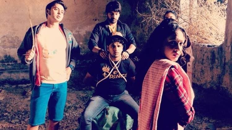 दहेज प्रथा पर चोट करती है मोस्ट कॉमन बुड़बक - movie the most common ...