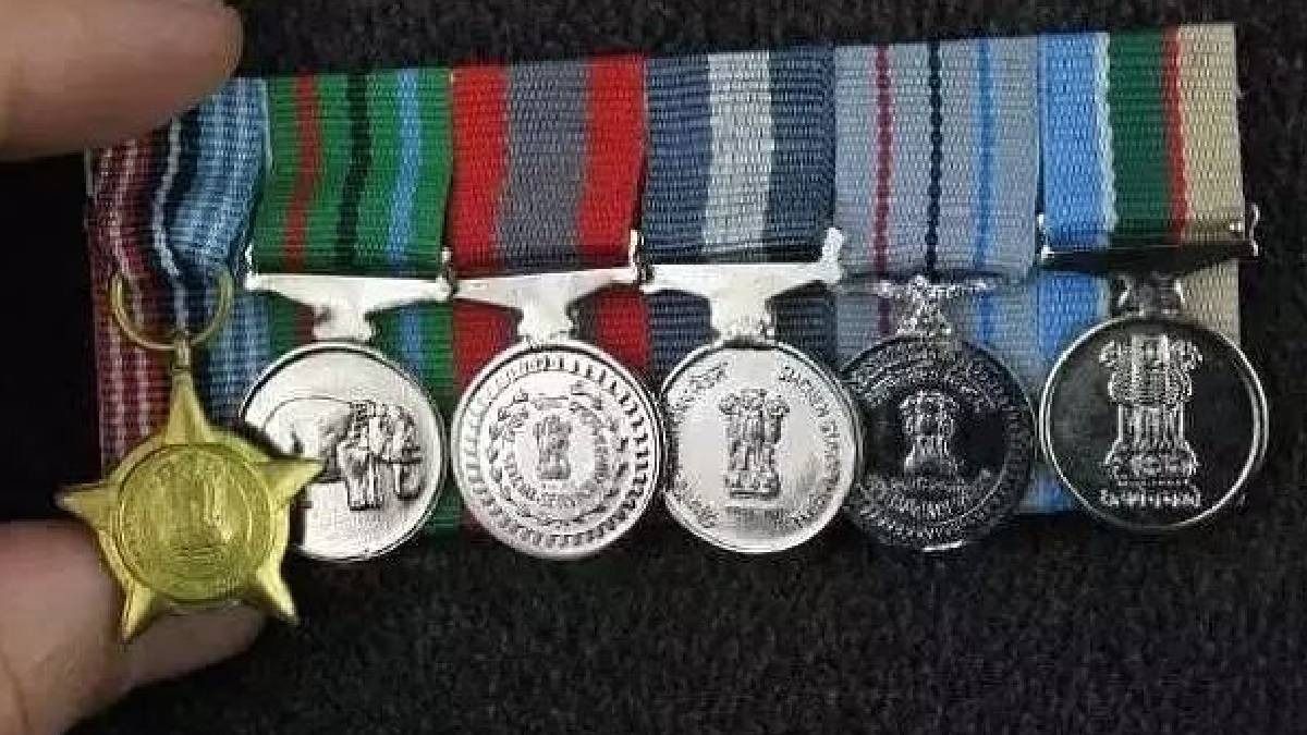 Arunachal: Three police officers honoured with President's Medals - Arunachal: Three police ...