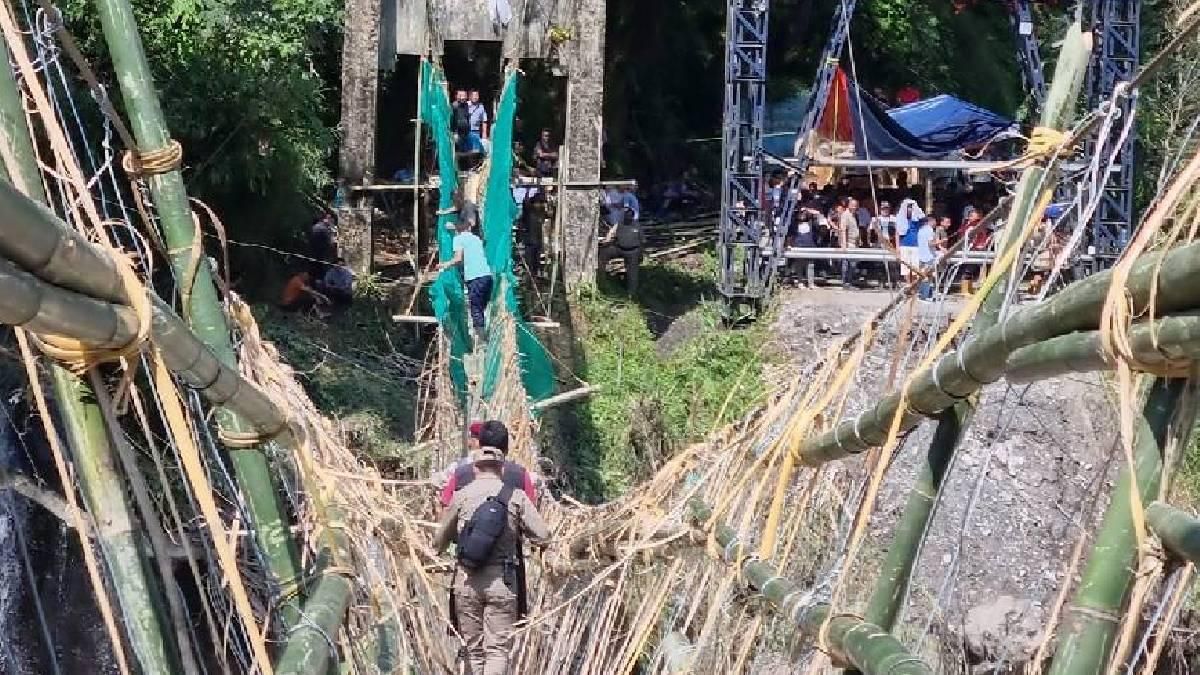 Sikkim: Construction of bamboo suspension foot bridge completed at ...