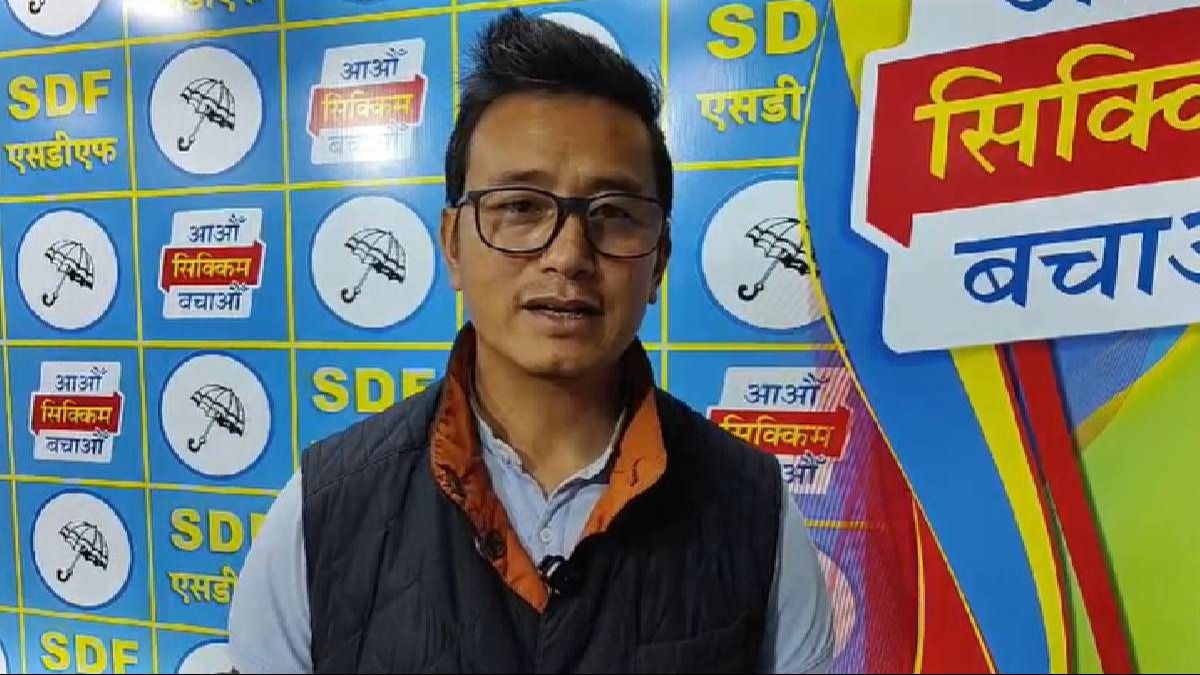 Sikkim: SDF leader Bhaichung Bhutia dismisses allegations of electoral ...
