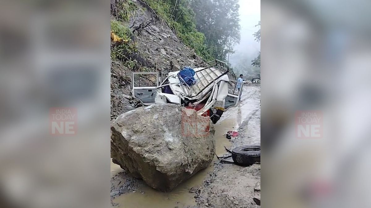 Sikkim accident: Falling rock claims life of female passenger on Lingi ...