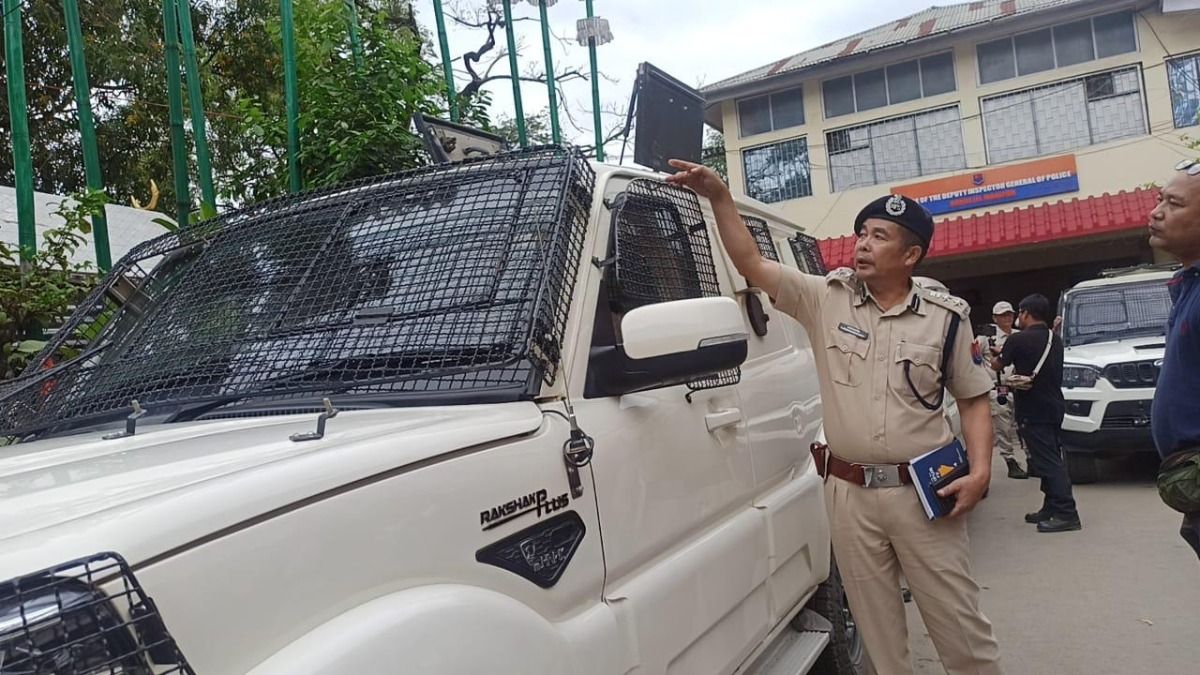 Manipur police seek community aid after armed miscreants allegedly ...