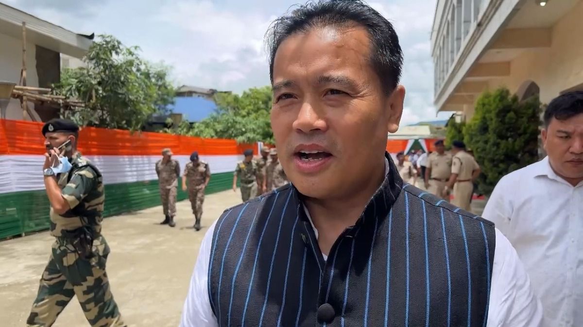 BJP MLA Thongam Bishwajit sidesteps comment on President’s Rule extension in Manipur