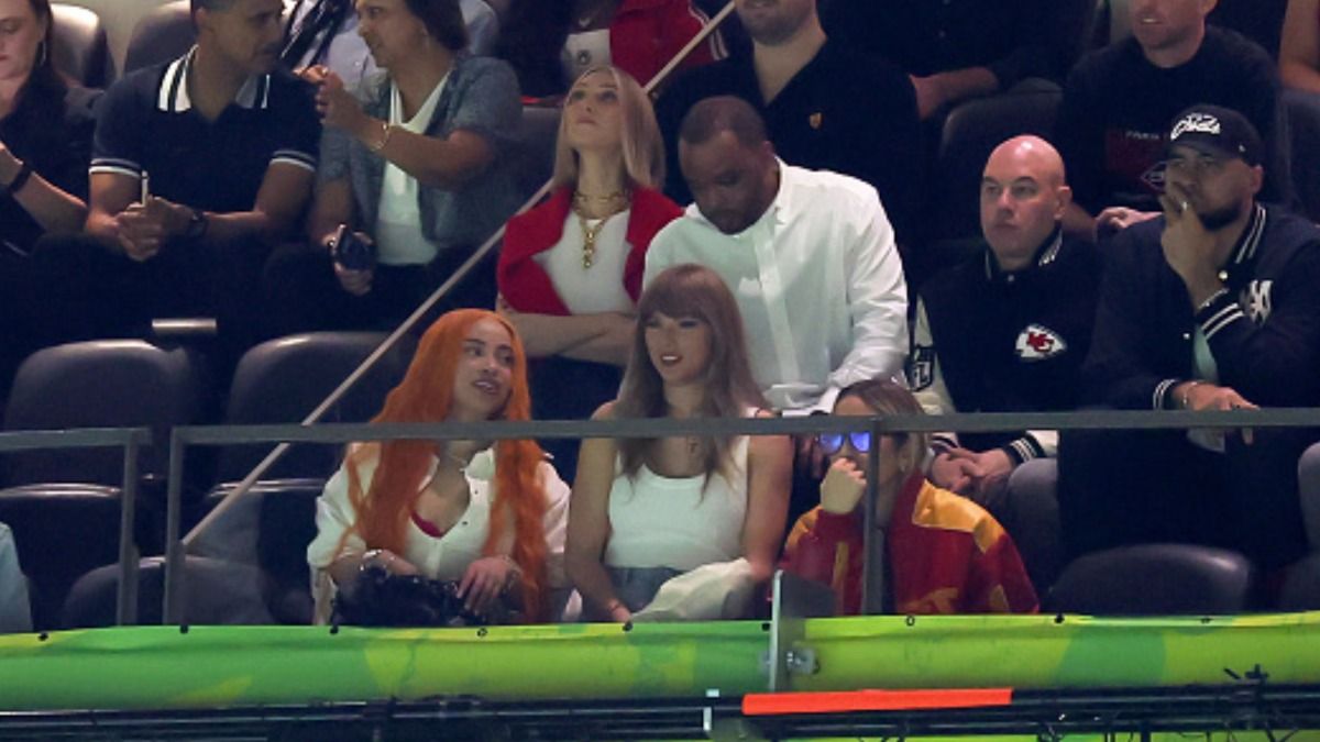Taylor Swift gets booed at Super Bowl LIX - Super Bowl scene turns bitter as Taylor Swift gets ...