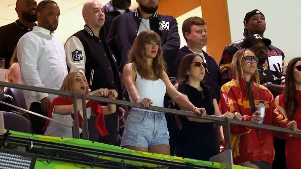 Taylor Swift - Travis Kelce's Family Breaks Silence on Taylor Swift Getting Booed at Super Bowl ...