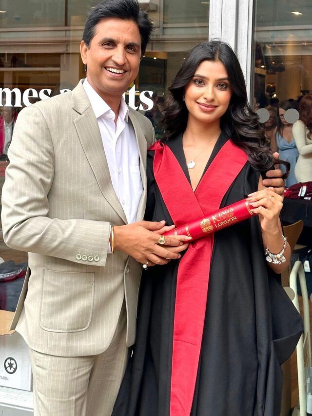 कुमार विश्वास की छोटी बेटी ने लंदन में हासिल की ये खास उपलब्धि, देखें ...