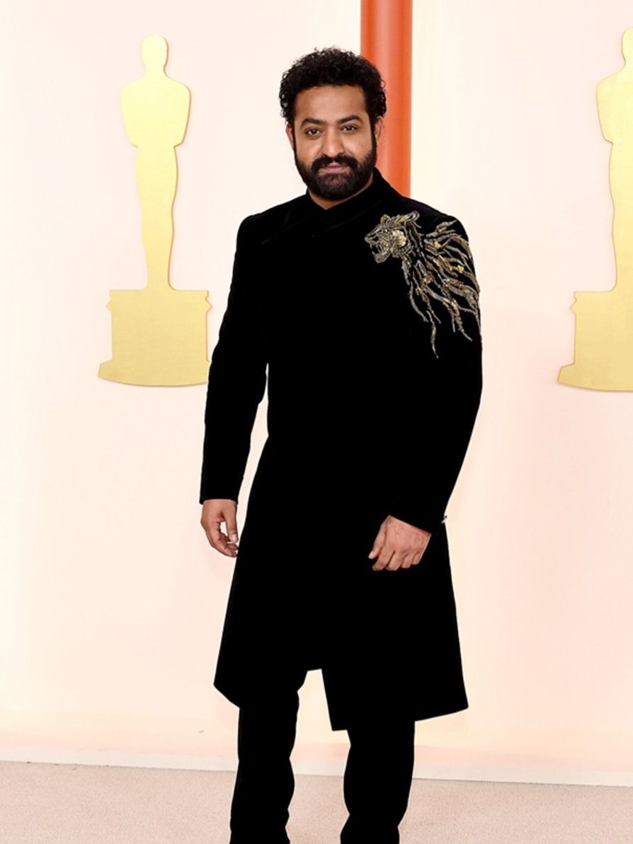 ‘RRR’ star Jr NTR, Naatu Naatu choreographer land at Hyderabad airport ...