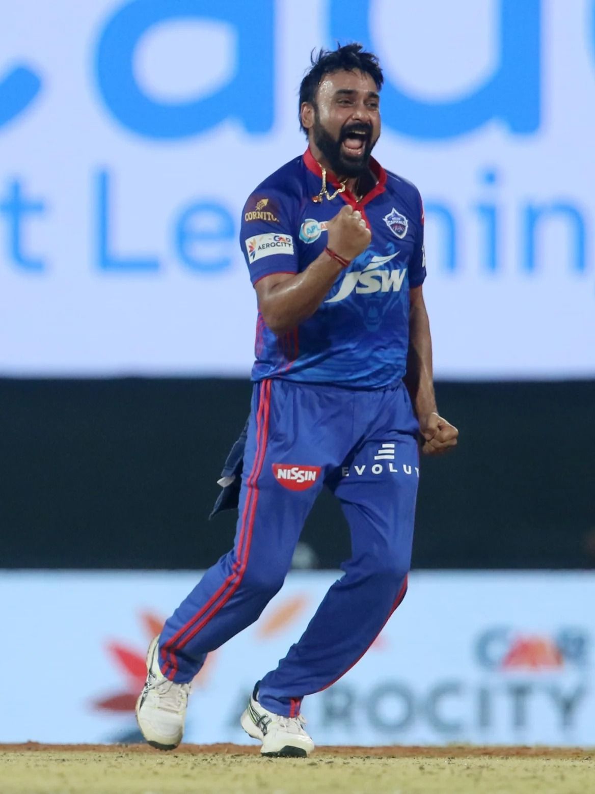 Bowlers with over 150 wickets in IPL