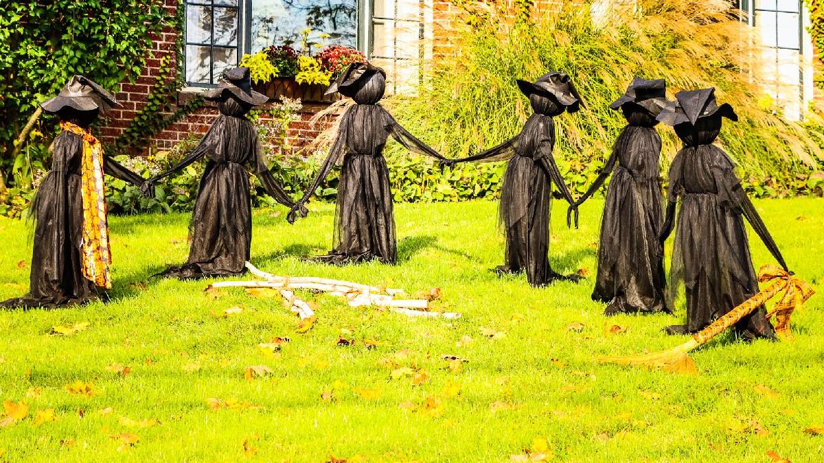 10 'Not So Normal' schools of the world