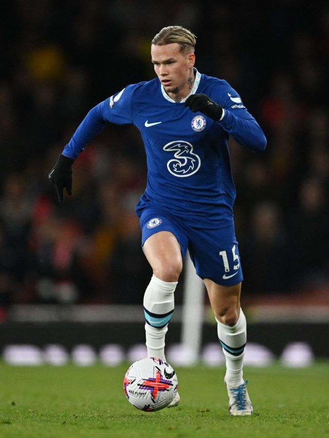 Mudryk scores 1st goal in Chelsea colours