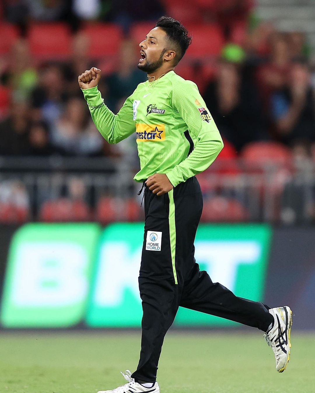 Tanveer Sangha's sensational debut for Australia