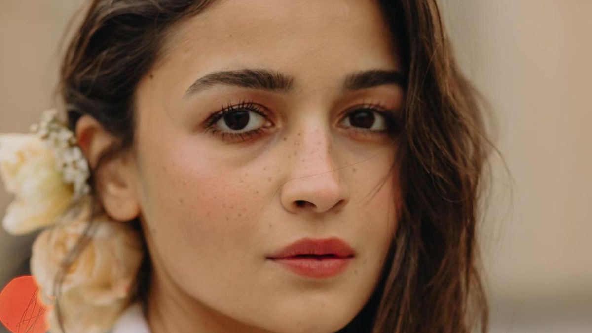 Alia Bhatt and lipsticks