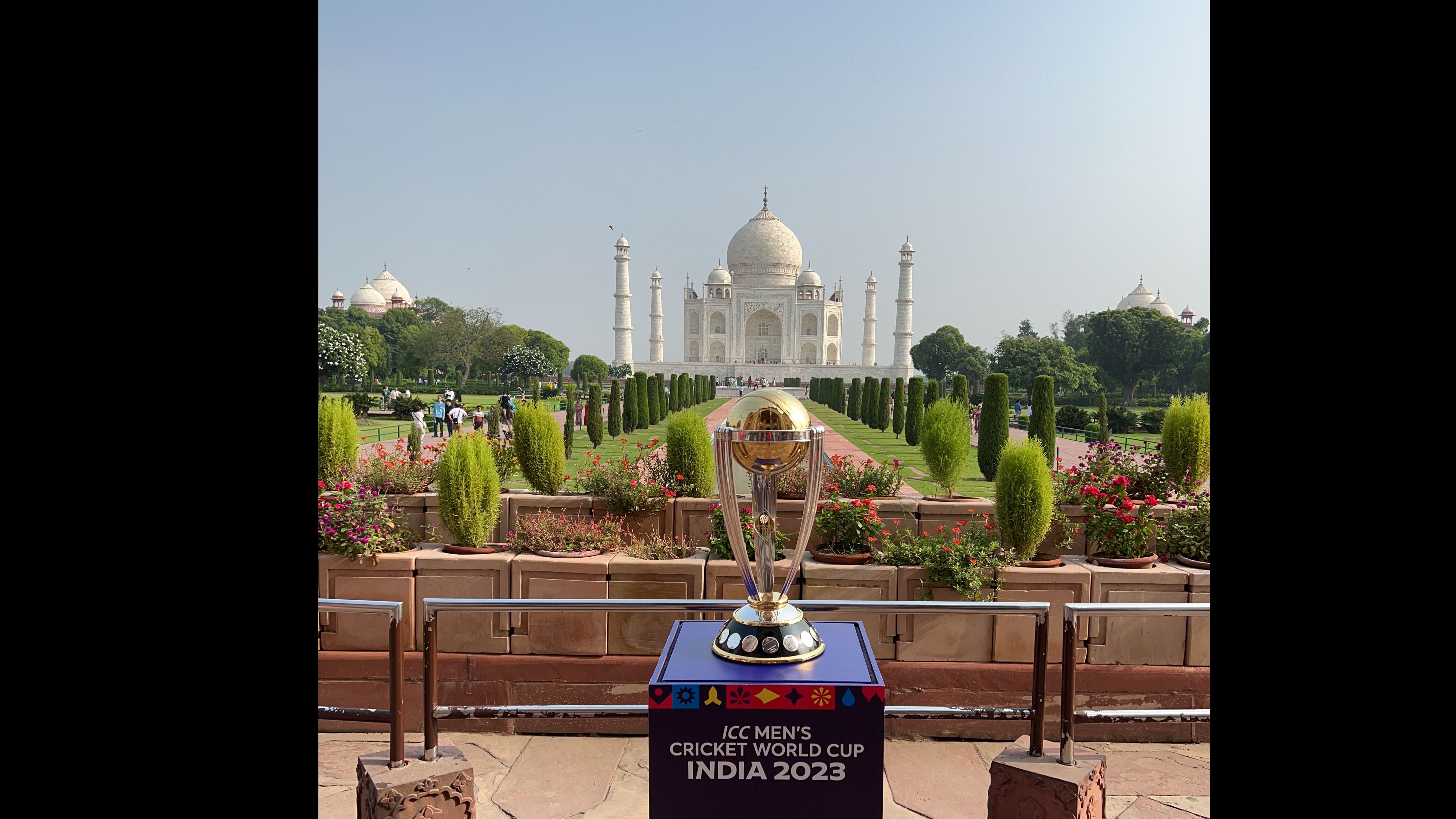 Cricket World Cup trophy tour reaches the Taj Mahal