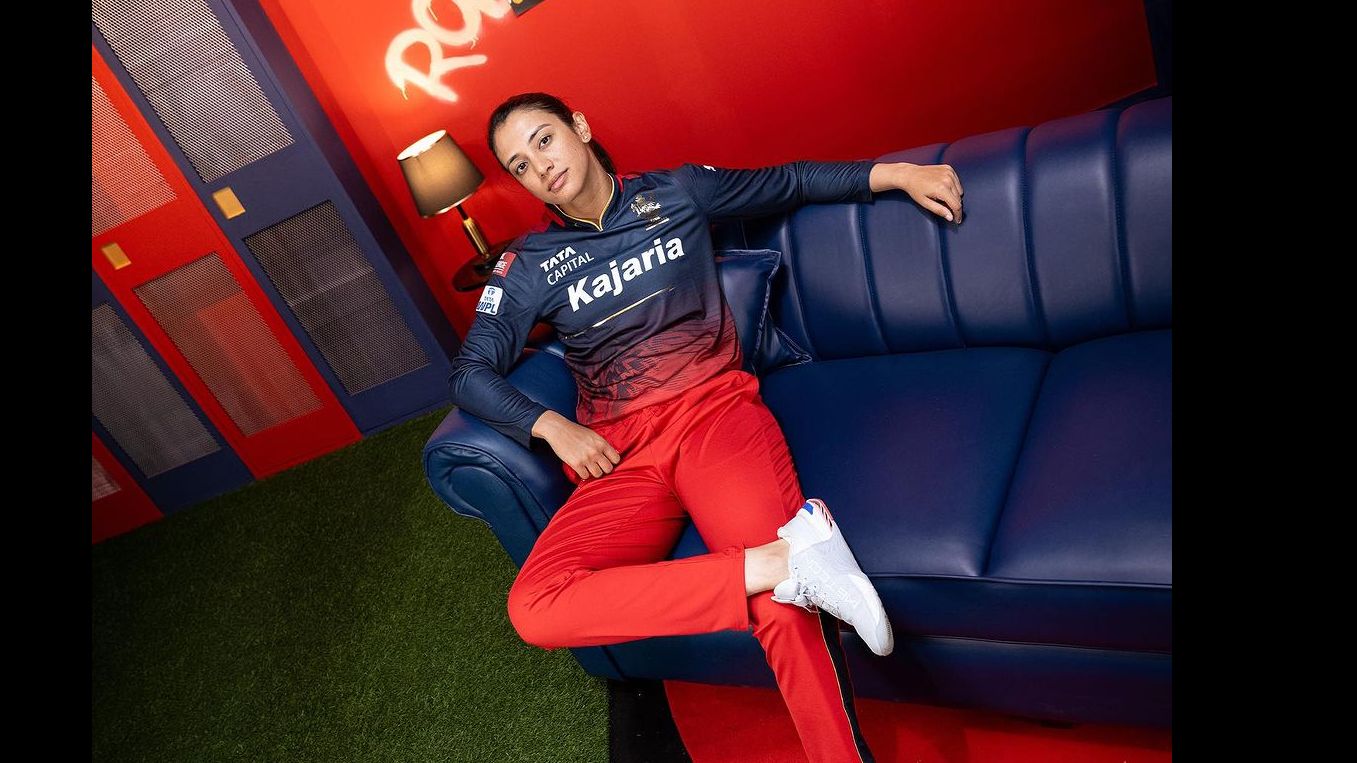 WPL 2024: Smriti Mandhana leads RCB photoshoot