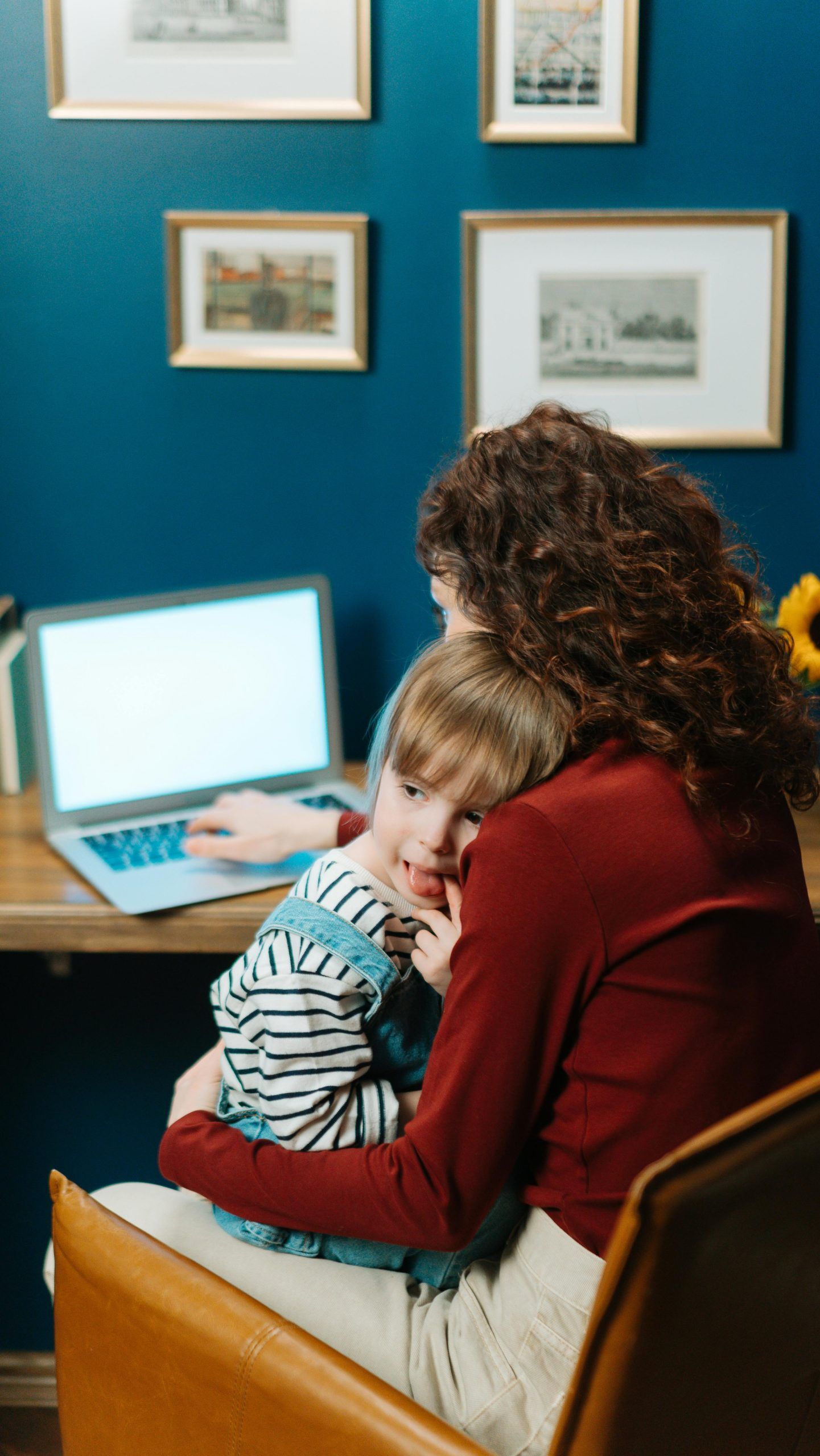 7 Tips to Balance Your Life as a Working Mom