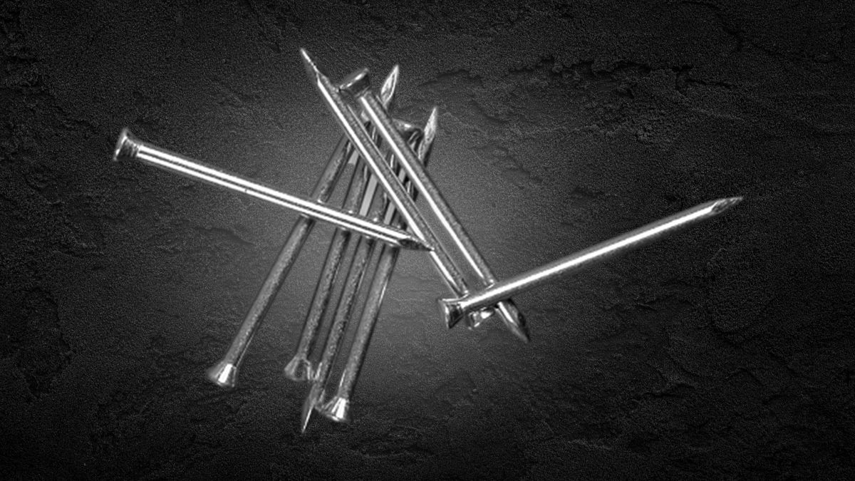 সাত পুরুষ বসে খাবে, বাড়ির এই জায়গায় রাখুন লোহার পেরেক - Perek iron ...