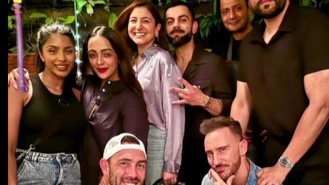 Virat, Faf and Maxwell's day out with family