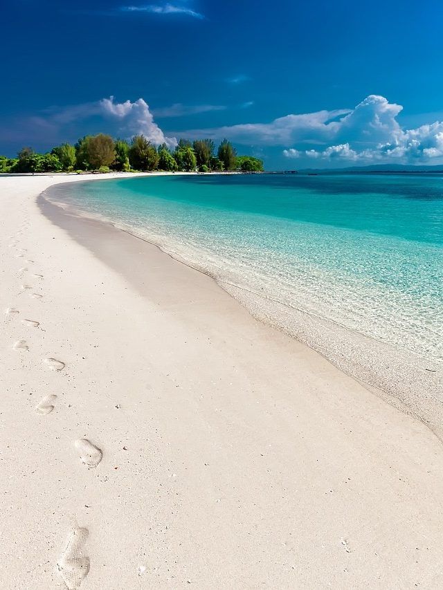 Cleanest Beach Elafonissi Named Best Beach In The World By TripAdvisor