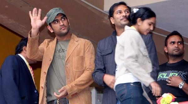 धोनी के दोस्त की पार्टी ने भी उतारे थे उम्मीदवार... जानें क्या रहा ...