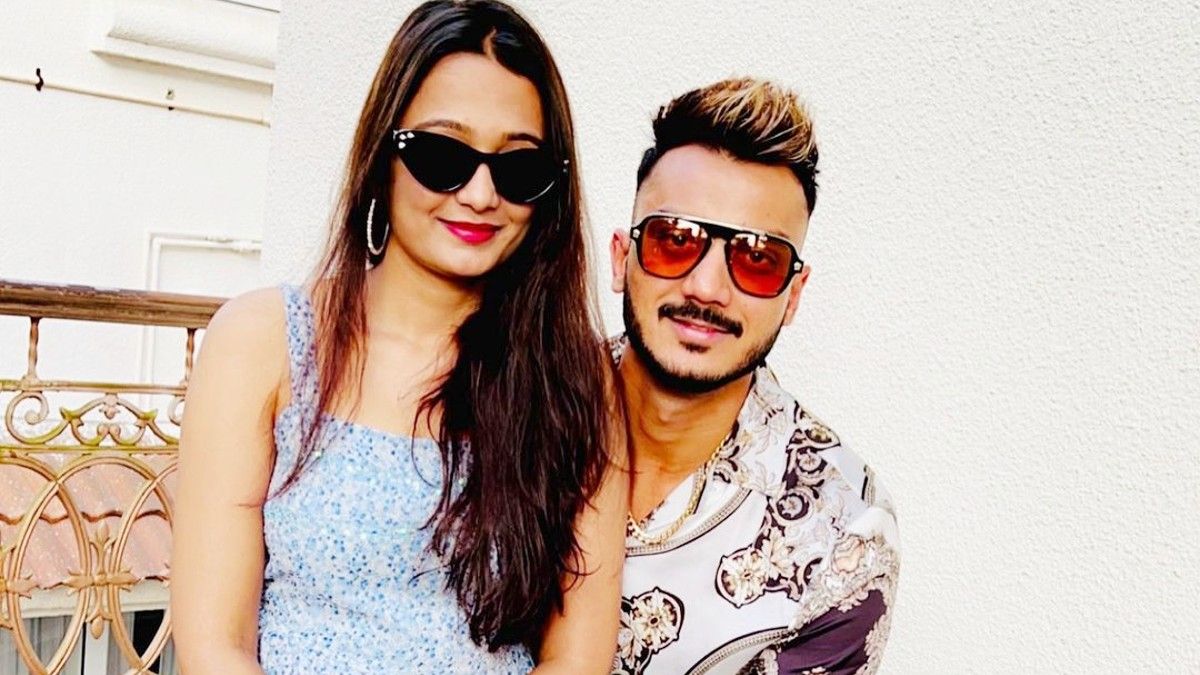 अक्षर पटेल बने पिता... भारतीय क्रिकेटर ने बताया बेटे का नाम, शेयर की ...