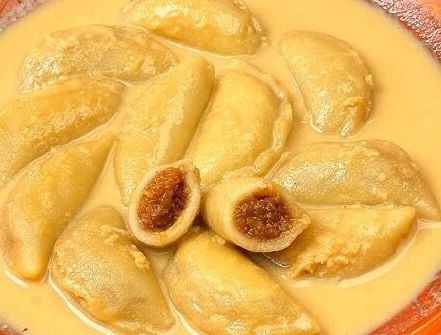 নরম তুলতুলে দুধপুলি পিঠে কীভাবে বানাবেন, টিপস - Dudh puli pithe recipe ...