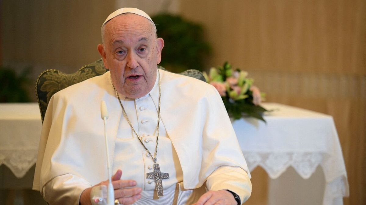 पिज्जा, आइसक्रीम, चाय...88 साल के पोप फ्रांसिस को खाने में पसंद थीं ये ...