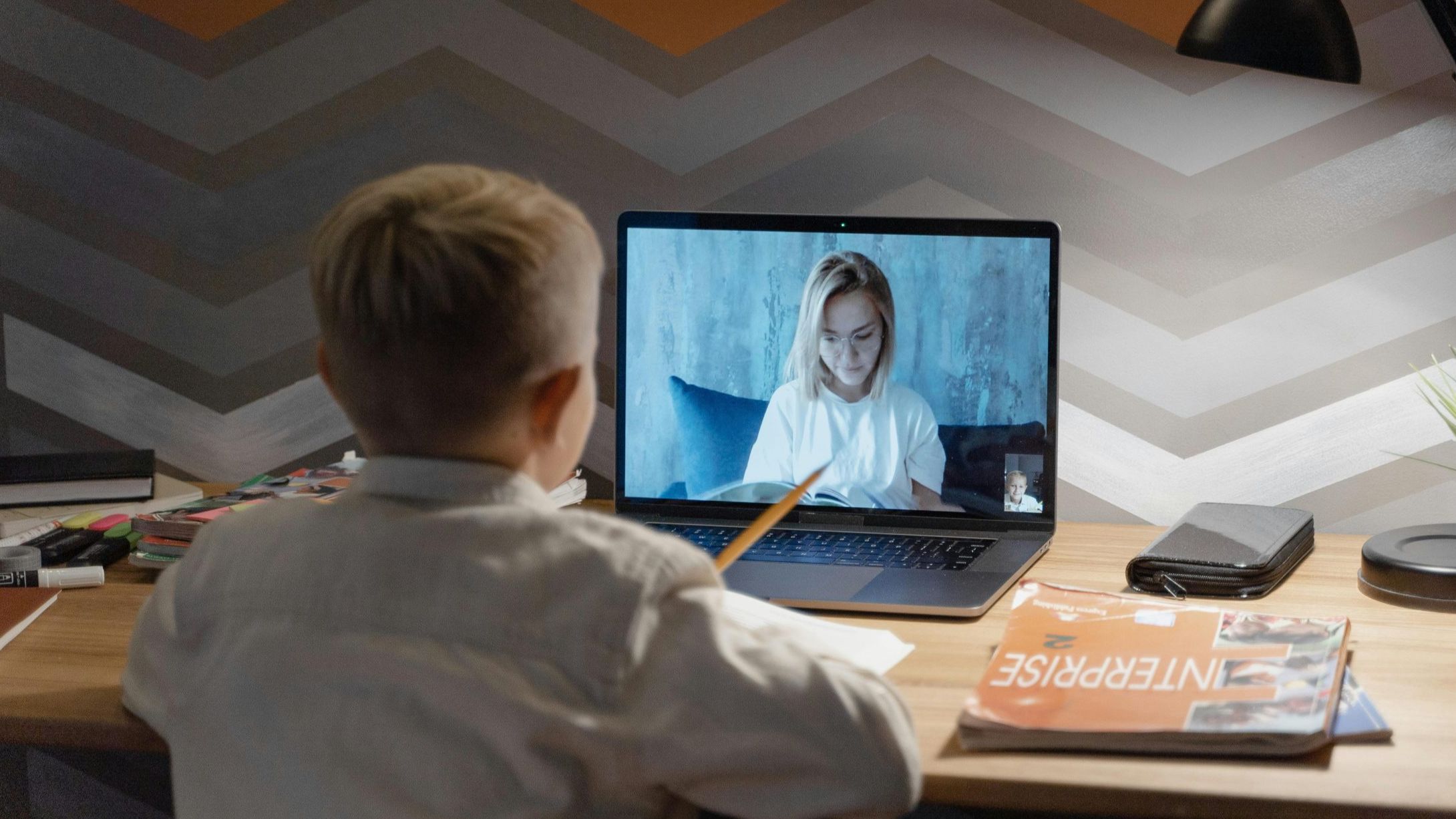 7 Study Hacks That Help Students In Online Classes